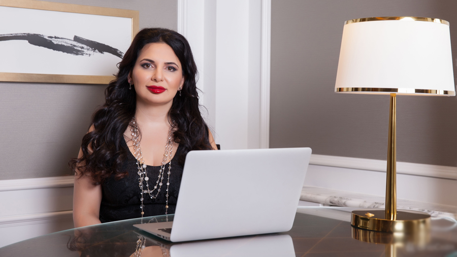 Ружа Игнатова из OneCoin попала в список самых разыскиваемых ...