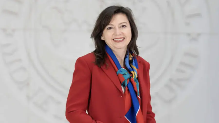 Julie Kozak: IMF calls on El Salvador to limit experiments with Bitcoin ...